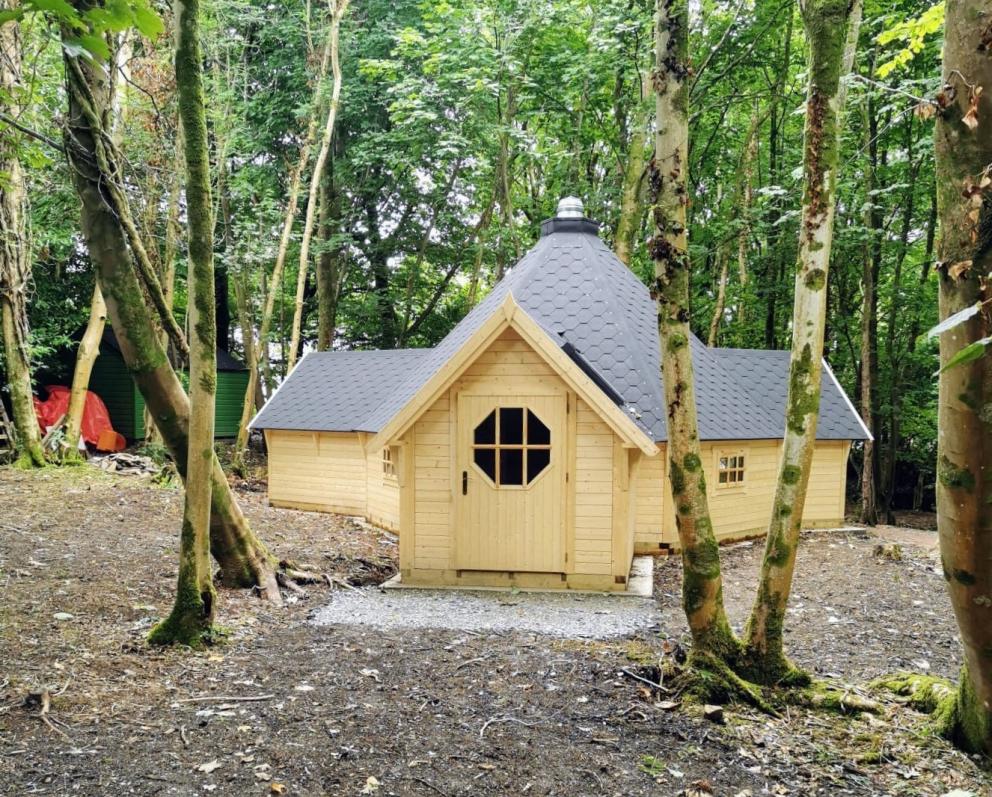 Hobbit houses and campfires - outdoor learning in Argyll and Bute