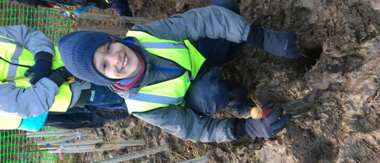 Rhu pupils plant to fight climate change